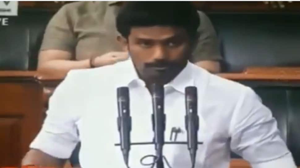 OP Raveendranath | ஜெய்ஹிந்த் எனக்கூறி பதவியேற்ற ஓபிஎஸ் மகன் ...