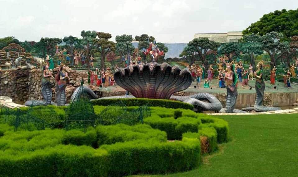 After 7 months, the prem mandir in Mathura opened to the devotees in ...