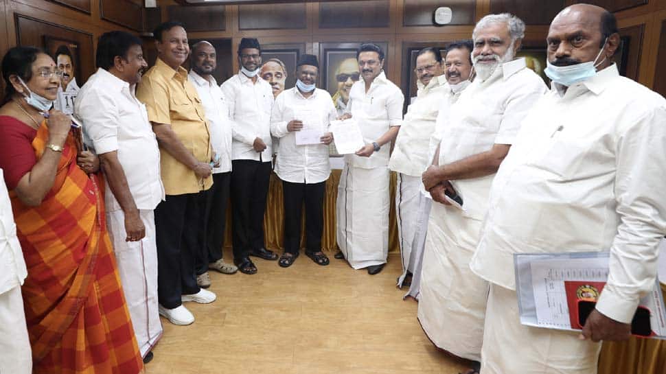 First agreement in DMK led alliance finalised, What next? | திமுக ...