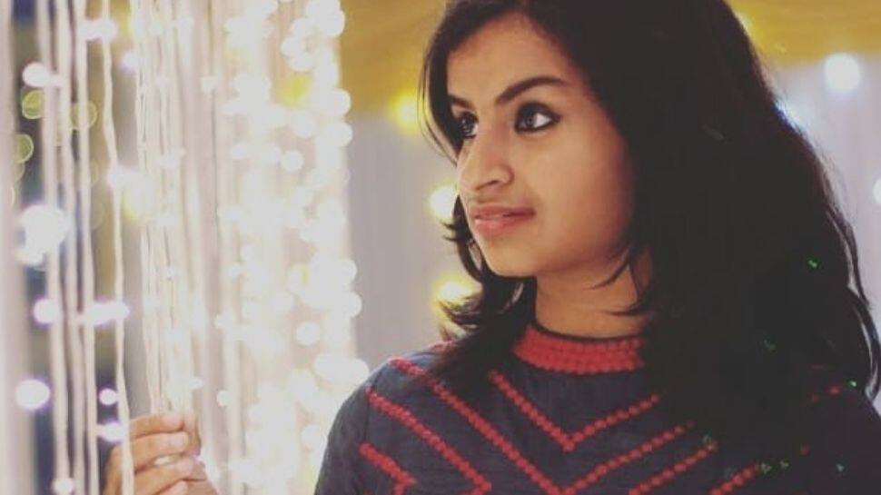 Sivaangi Krish looks cute as a button in these pictures | குக் வித் ...