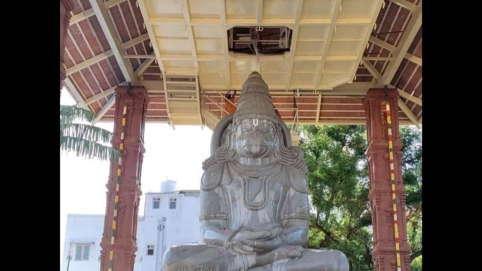 Actor Arjun has constructed an hanuman temple in Chennai, Durga Stalin ...