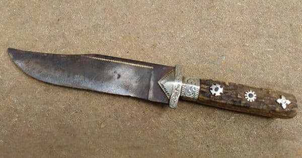 Providing your personal details is must to buy big weapons | அரிவாள் ...