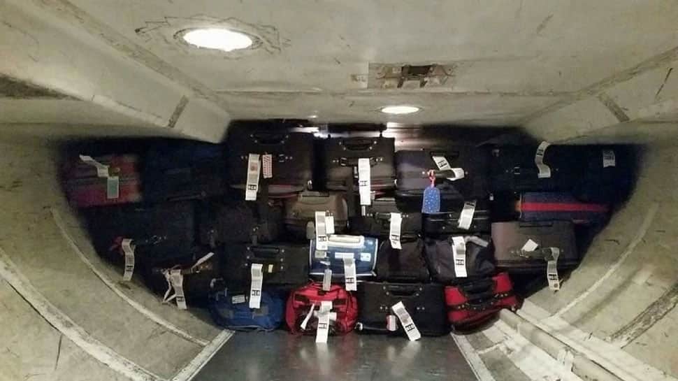 How Check in Baggages are Stored and handled in Plane | Check in ...