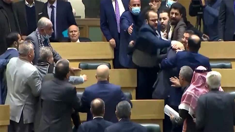 Watch Viral Video of jordan MPs fighting in the parliament during a ...