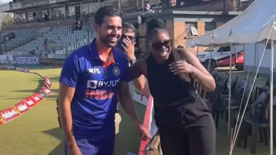 Zimbabwe bowler's family's Cute interaction with India cricketer Deepak ...