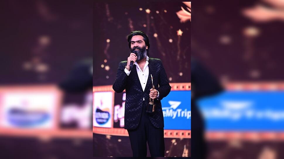 Actor Simbu in Siima Awards Function Photos Goes On Viral | சைமா விருது ...