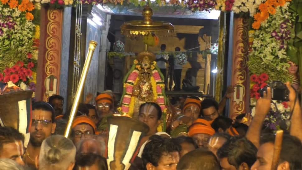 Srirangam sorgavasal opened regarding Vaikunta Ekadasi festival ...
