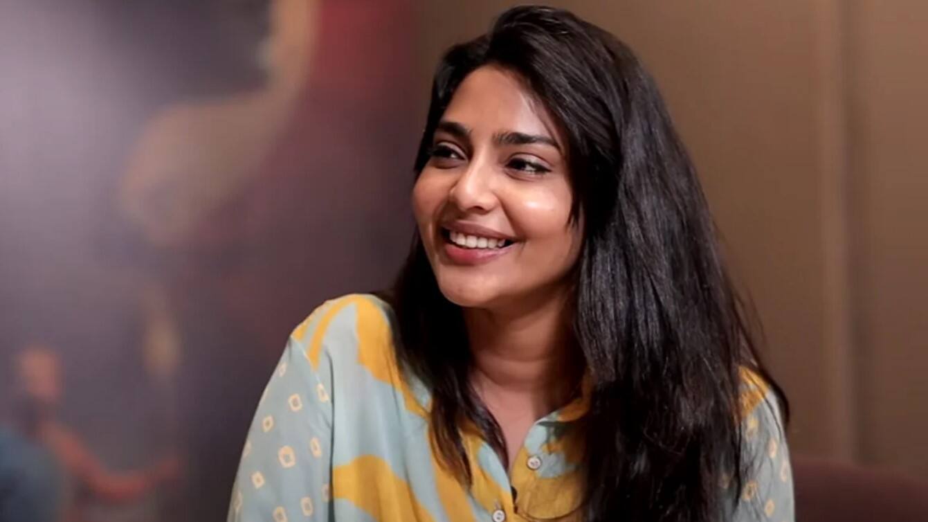 Aishwarya Lekshmi And Arjun Das Love Viral Image | பிரபல இளம் நடிகருடன் காதலில் விழுந்த நடிகை ...