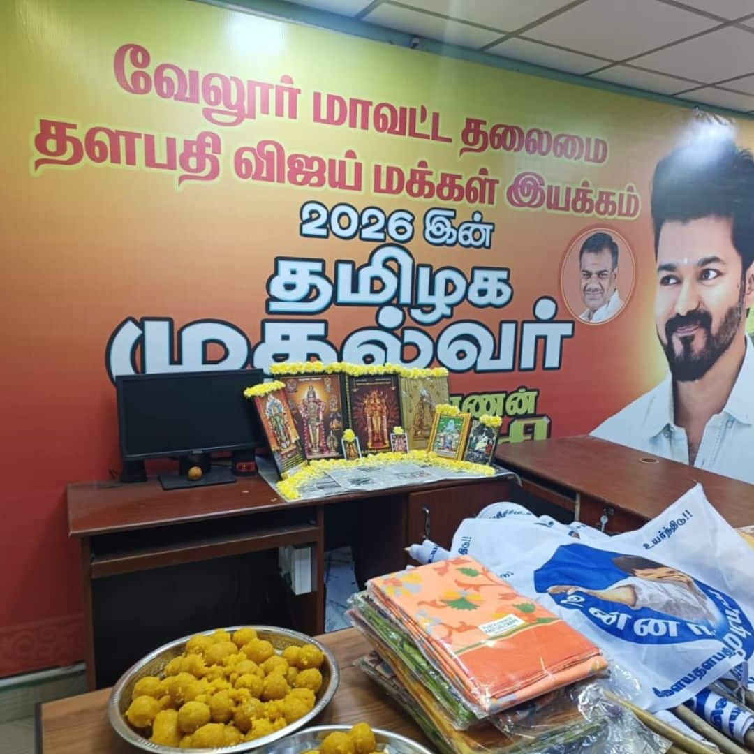 Vijay Fans Celebrates Thalapathy Political Entry Check Out These Viral ...