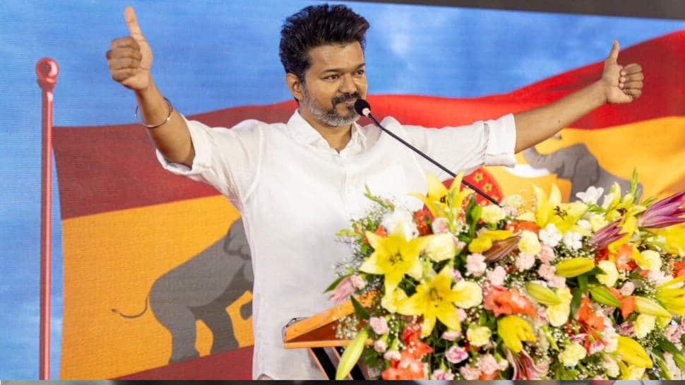 Tamilaga Vetri Kalagam Party Flag Started Flying In Coimbatore Also ...