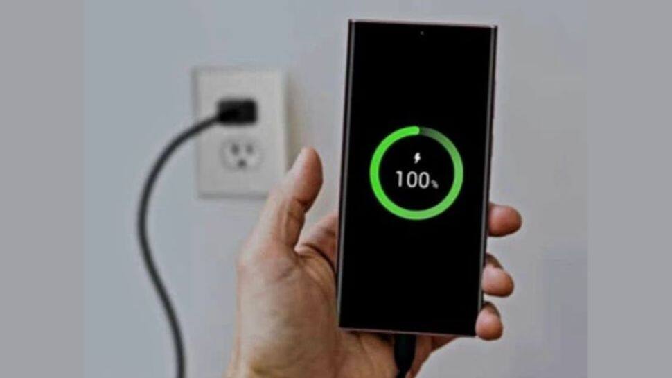 Overcharging Phone After 100% Danger Alert | போனின் பேட்டரி சார்ஜிங் ...