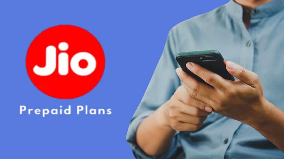 Relaince Jio Rs 448 Prepaid Recharge Plan With Daily 2GB Data and 12 OTT benefits | Reliance Jio ...