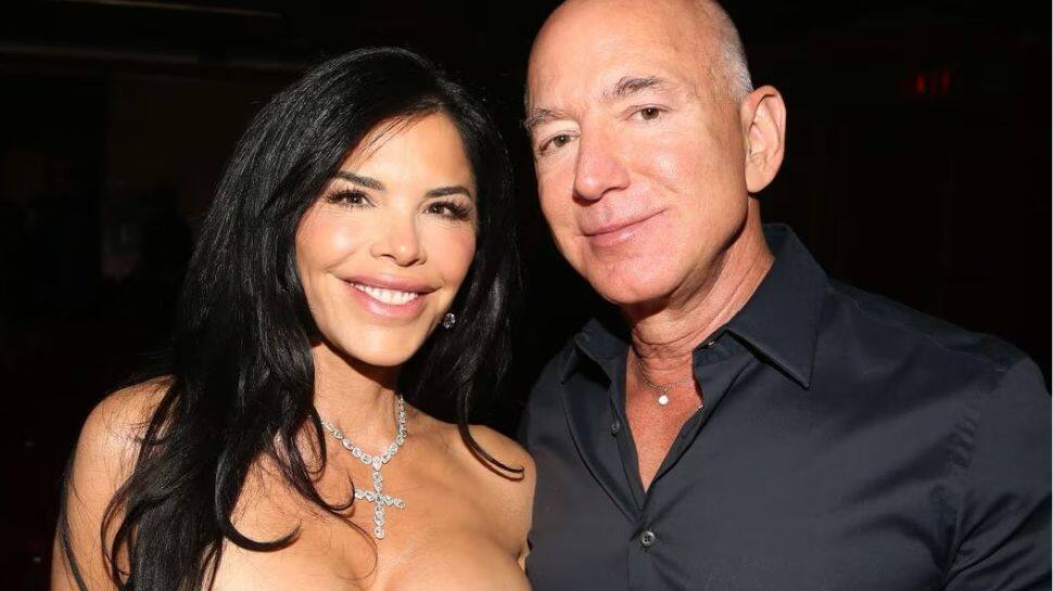 61 Years Old Amazon Founder Jeff Bezos Marries His Girlfriend Lauren ...