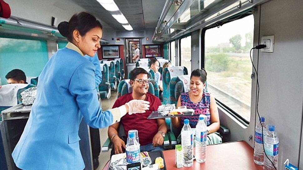 Good News By Indian Railway Irctc: Get Hot Food In General Train Coaches | ஜாக்பாட் செய்தி ...
