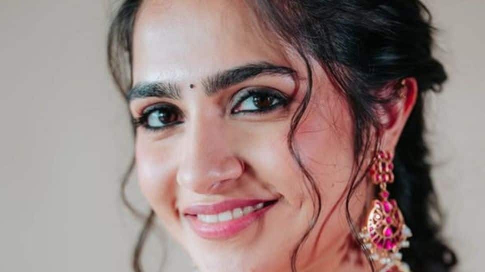 Who Is Actress Rukmini Vasanth Father Vasanth Venugopal How Did He Die ...