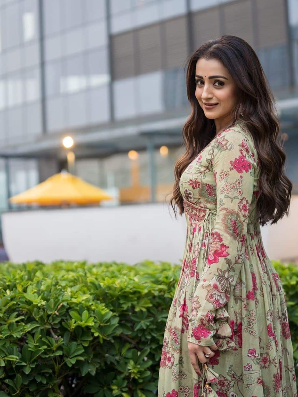 Is Trisha Leaving Movies Permanently Official Announcement Latest Tamil ...
