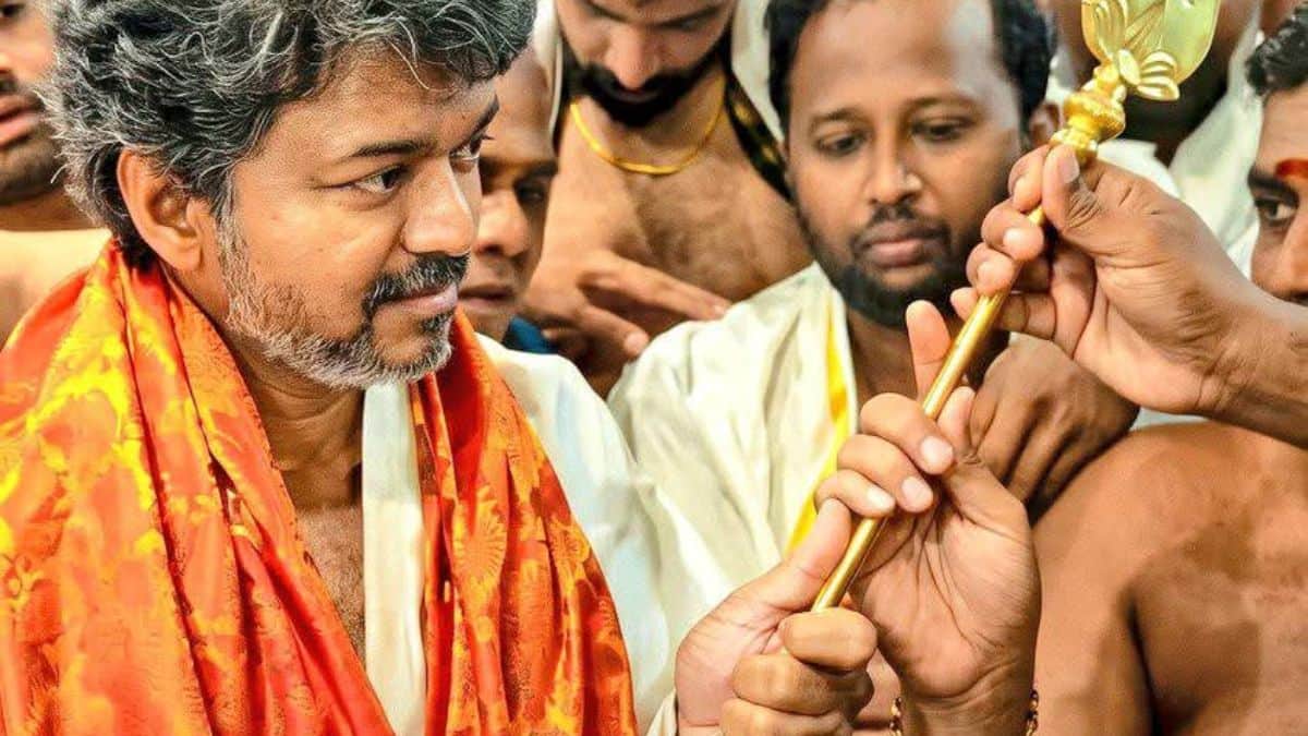 TVK Vijay Shirdi Temple Visit Viral Photos Who Are the Two Women ...