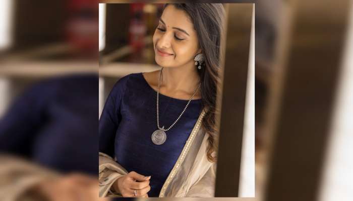 Latest Photos, Online Photo gallery, Tamil Celebrities, Tamil Hot ...